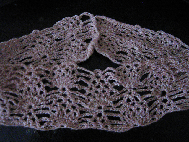 Ravelry: Pineapple Edging pattern by Donna Kooler