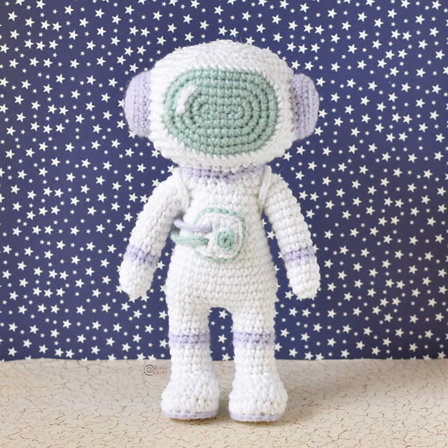 Ravelry: Astronaut pattern by Elisa Sartori