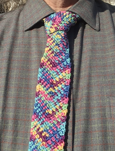 Ravelry: Men's V tie pattern by Elise J. Mann