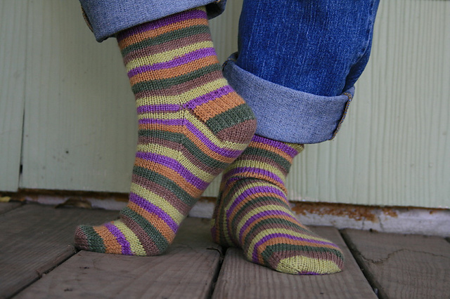 Ravelry: Plain Jane Socks pattern by Elizabeth Carls