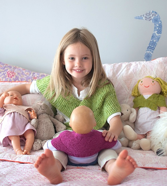 Ravelry: Comfort of a Friend Girl Shawl pattern by Laura Ricketts