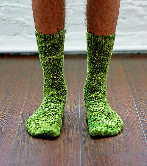 Ravelry: Diamond Moss pattern by Lobug Designs