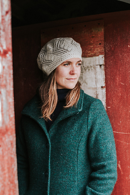 Ravelry: Da Skaw Beret pattern by Angela Irvine