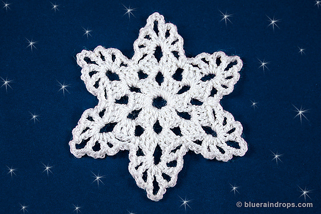 Ravelry: Snowflake Kos pattern by Elsa Koss