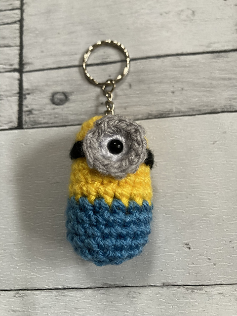 Ravelry: Minion Keyring pattern by Debra Adams