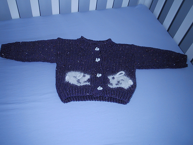 Ravelry: Bunny Hop pattern by Amy Bahrt