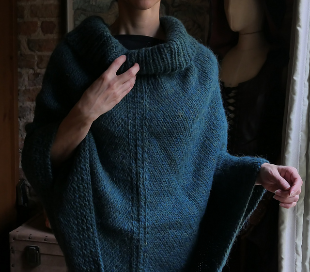 Ravelry: elwen's I want a Poncho