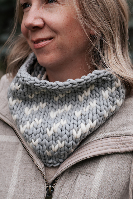 Ravelry: Migrations Cowl pattern by Emily Sheehan
