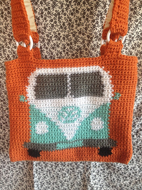 Ravelry: VW Bus Tote pattern by eMLee Crochet