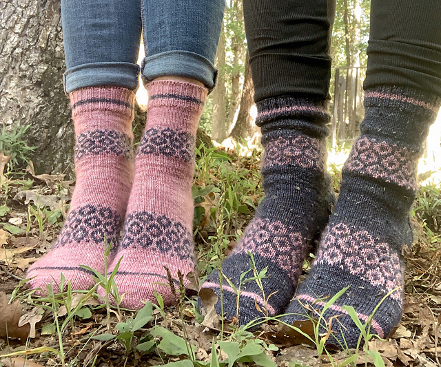 Ravelry: Soft Morning Socks pattern by Bloom & Create // Emma Janet