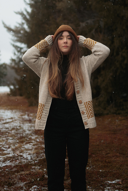 Ravelry: Caim pattern by Sierra Morningstar