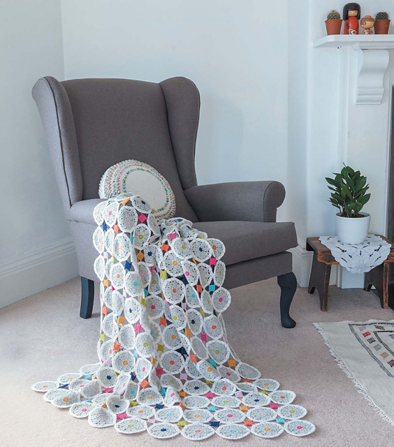 Ravelry: Daisy Dot Lap Blanket pattern by Emma Lamb