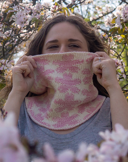 Ravelry: Cherry Blossom Cowl pattern by Erica Lange