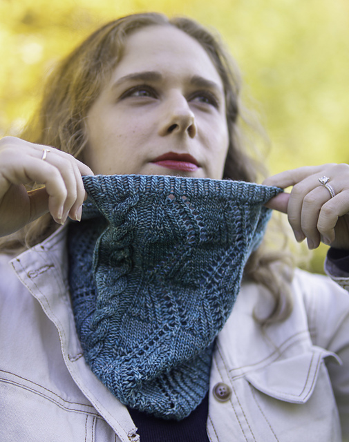 Ravelry: Salty Mermaid Cowl pattern by Erica Lange