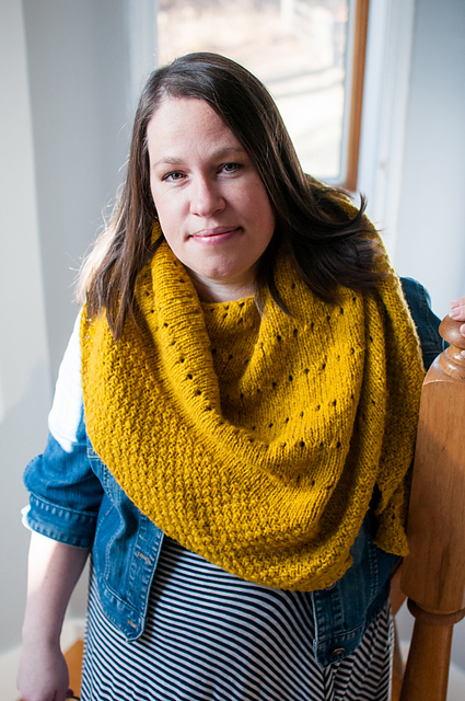Ravelry: Carna Shawl pattern by Erineen Designs