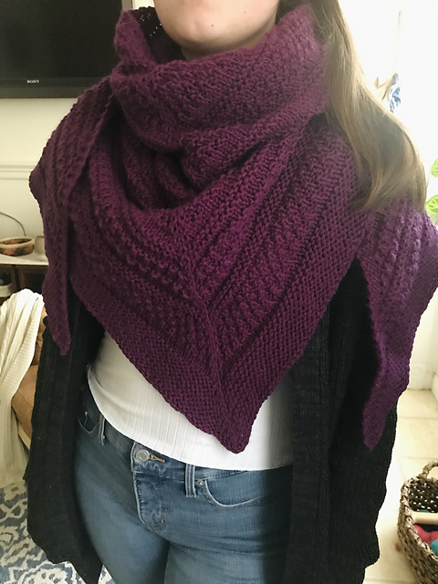 Ravelry: Inveran Shawl pattern by Erineen Designs