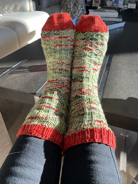 Ravelry: Quilted Lattice Socks pattern by Erin Williams