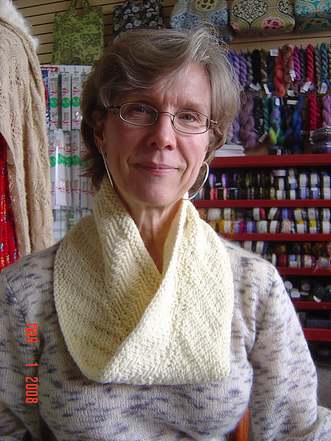 Ravelry: Moebius Scarf pattern by Jaya Srikrishnan