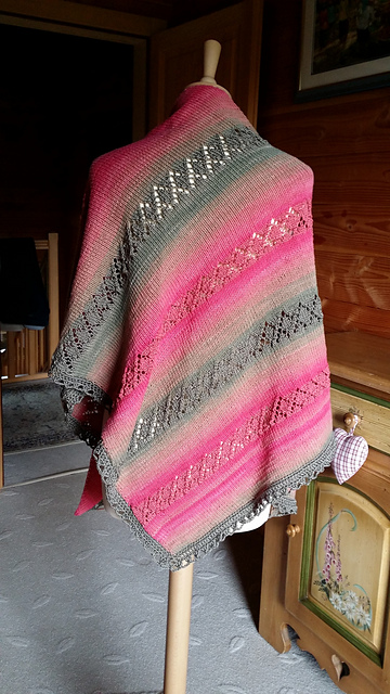 Ravelry: Fraise Pistache pattern by Denise Kössler