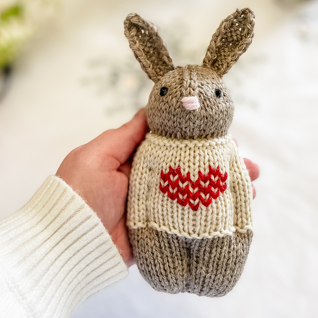 Ravelry: Love, Bunny pattern by Esther Braithwaite