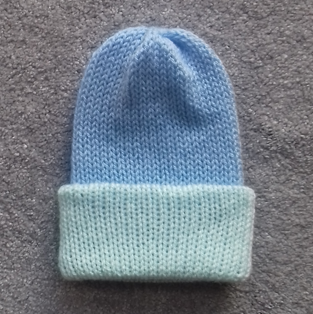 Ravelry: Bonny Babe Fast Hats pattern by Esther Kate