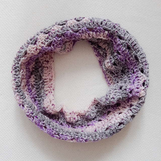 Ravelry: Snowy Mountain Drifter Cowl pattern by Esther Kate