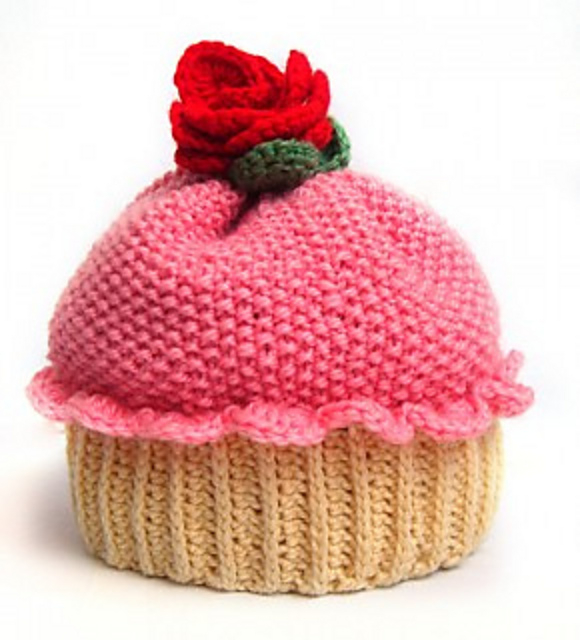 Ravelry: Child's cupcake hat pattern by Elena Andrianova