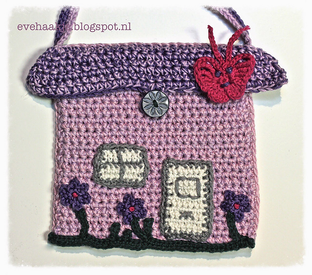 Ravelry: Little tiny house Bag pattern by Eveline de Hollander