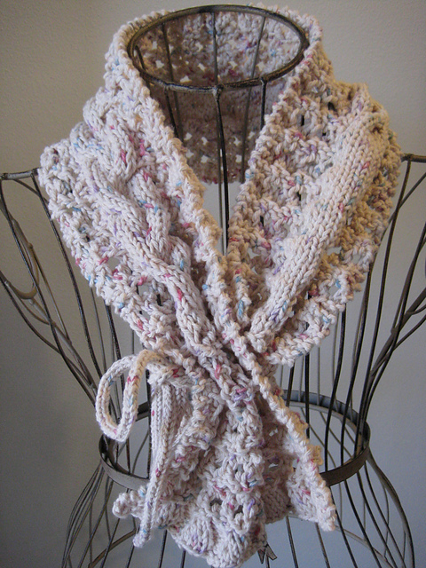 Ravelry: Grand Picot Eyelet Cowl pattern by Gretchen Tracy