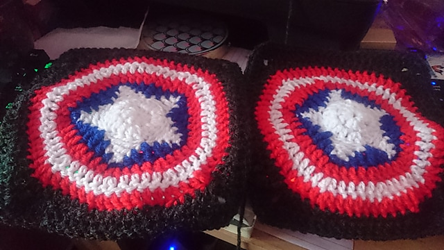 Ravelry: Captain America Square pattern by Jody Fieldhouse