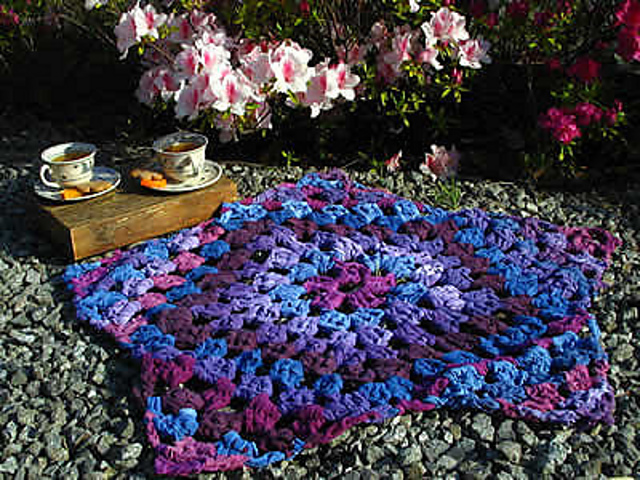 Ravelry: Bellflower Rug pattern by Even Howard