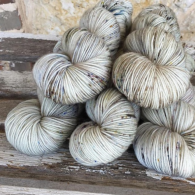 Ravelry: ewe2yarn Fabuleux