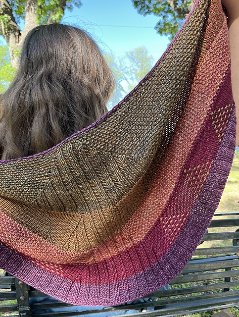 Ravelry: Super SWIRL Shawl pattern by Trudy Fedorko