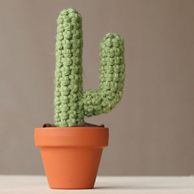 Ravelry: Tiny Saguaro Cactus pattern by Emily Winck