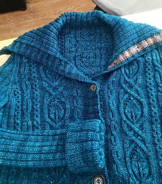 Ravelry: excalibur0136's A sweater for Mom