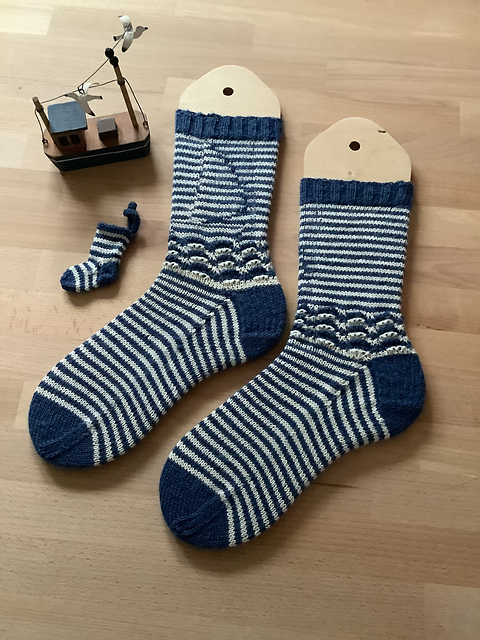 Ravelry: fabbydoo's Socks #8: Flying Dutchman (SM16 test knit)