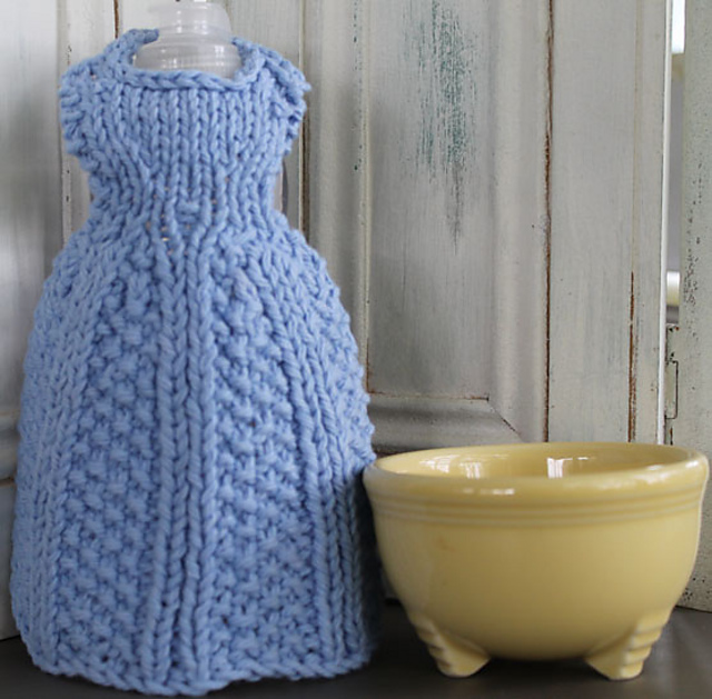 Ravelry: Let's Go to Paris Dress Dishcloth pattern by Debbie Trainor