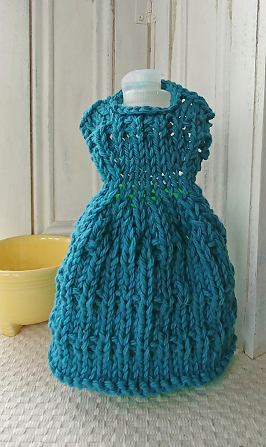 Ravelry: Let's Visit Germany Dress Dishcloth pattern by Debbie Trainor