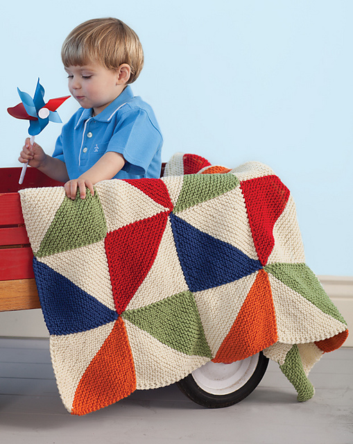 Ravelry: Pinwheel Picnic Blanket pattern by Bobbi Anderson