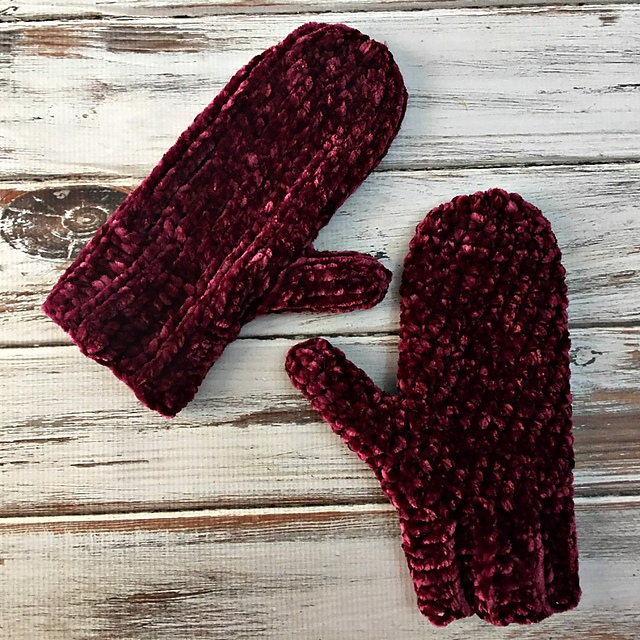 Ravelry: Velvet Knit Mittens pattern by Amanda Saladin