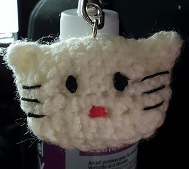 Ravelry: Hello Kitty Key Chain pattern by Sonea Delvon