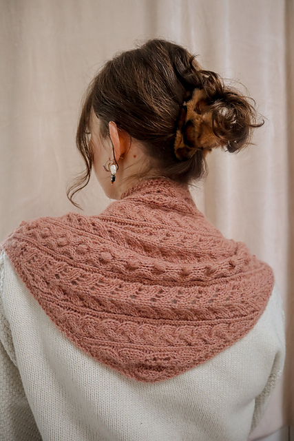 Ravelry: Mila Mini Shawl pattern by Famke | Mipi the Label