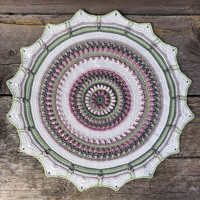 Ravelry: Cottage Flower Mandala pattern by Ellinor Widéen