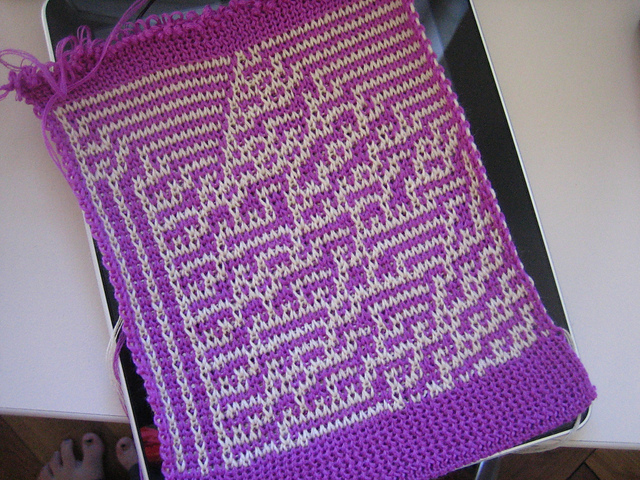 Ravelry: fbz's 1d elementary cellular automata blanket test