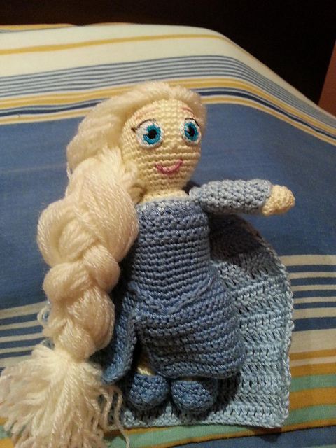 Ravelry: Elsa Frozen pattern by Fernanda Candeo