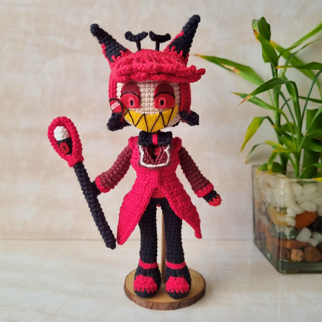 Ravelry: Alastor from Hazbin Hotel pattern by María Fernanda Rojas