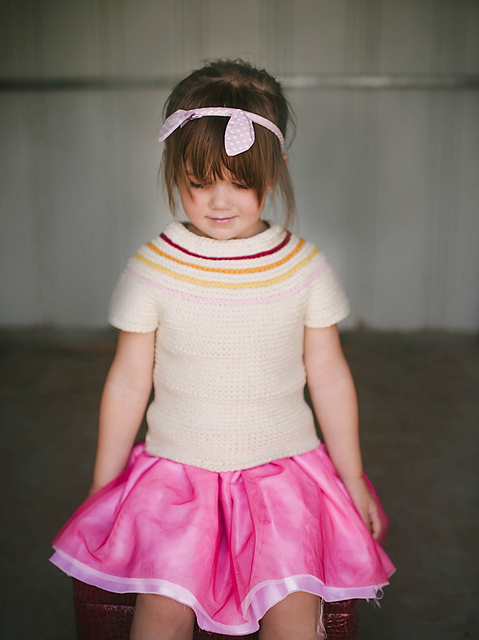 Ravelry: Reversible Spring Pullover pattern by Sarah Lora