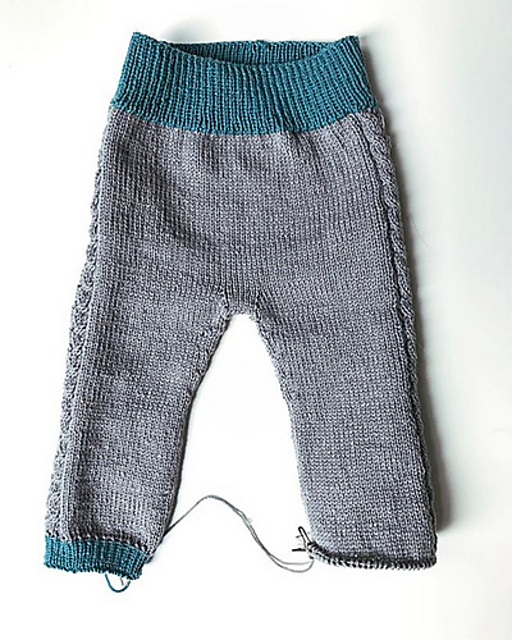 Ravelry: Babypants Rapunzel pattern by Stichfest