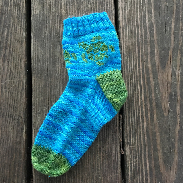 Ravelry: Stranded Sea Turtle Socks pattern by Settlers Grove Designs