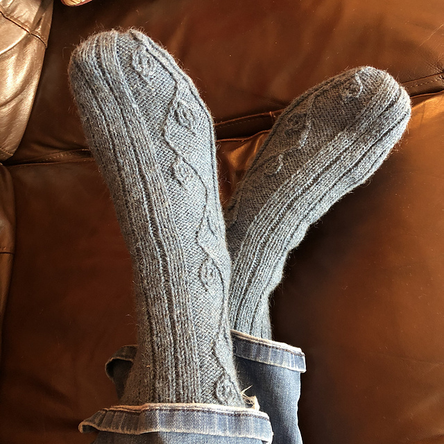 Ravelry: Au Naturel Socks pattern by Settlers Grove Designs